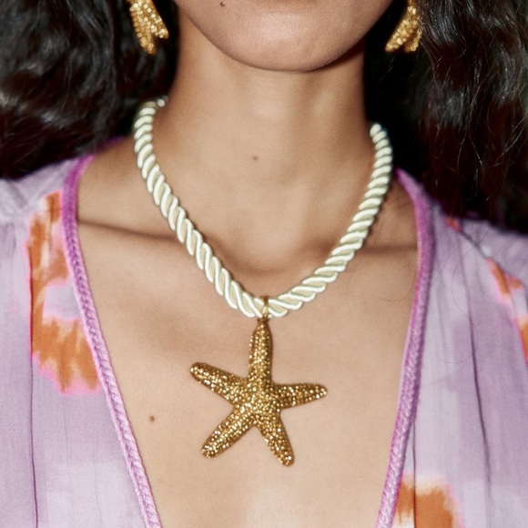 Zara | Jewelry | Zara Star Necklace | Poshmark